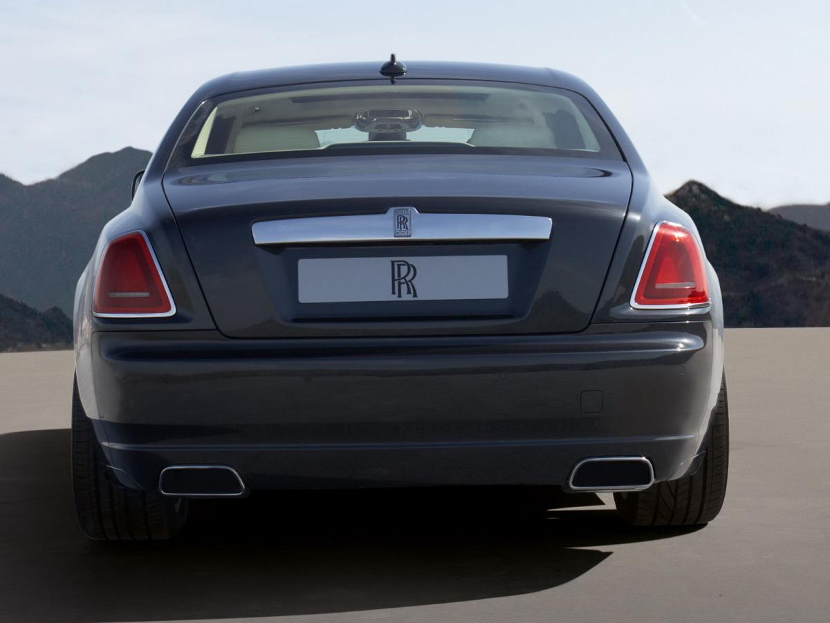 Rolls-Royce Ghost technical specifications and fuel economy